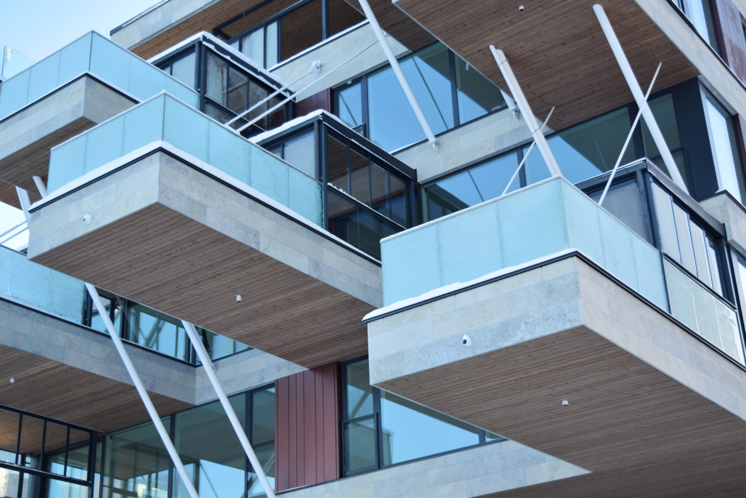 Port Noblessner – Ekland Stone